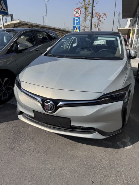 Buick Velite 6 restailing