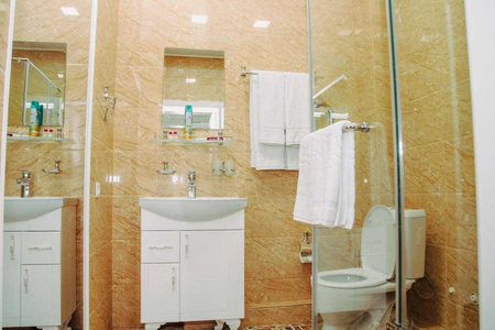 Продаётся Гостиница в центре Ракат махалла