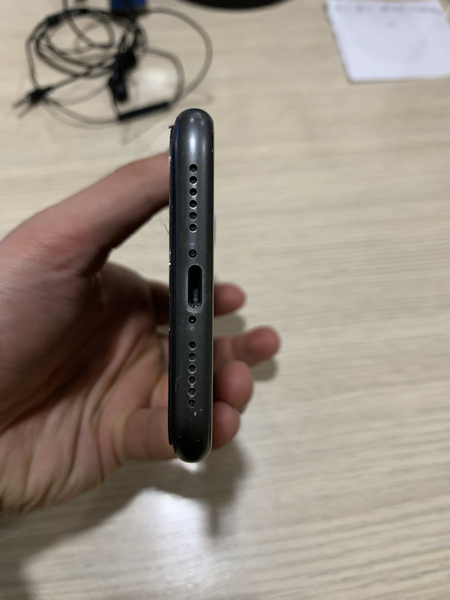 Iphone 11 sotiladi