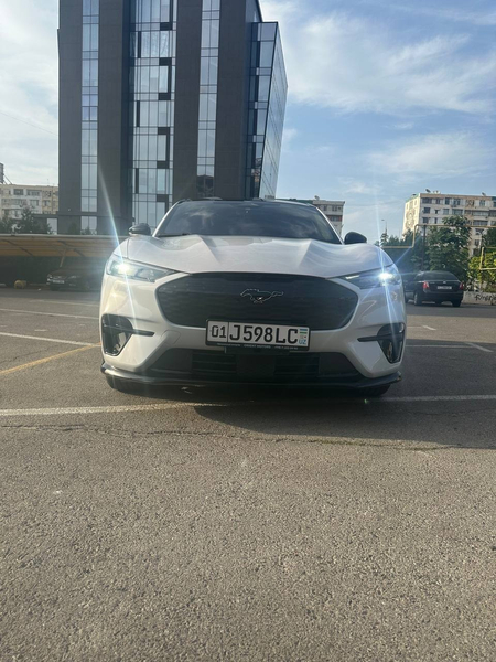 Мустанг 2023 электромобиль