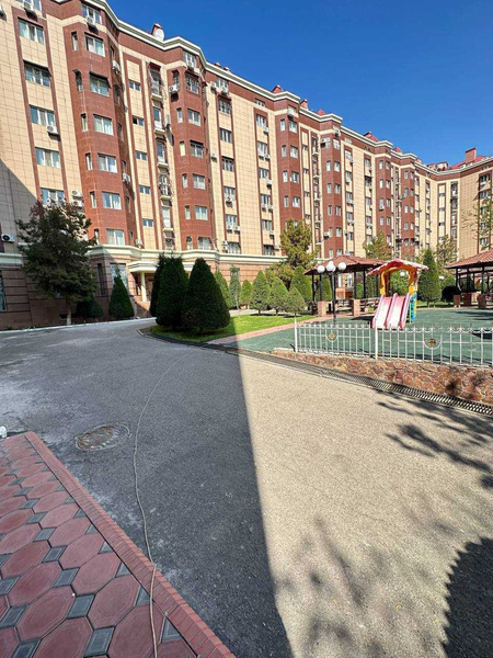 Ц-2. 2комн/8/8, 55м2, Дуплекс, Ж/К Premium House. Орр: Алайский рынок
