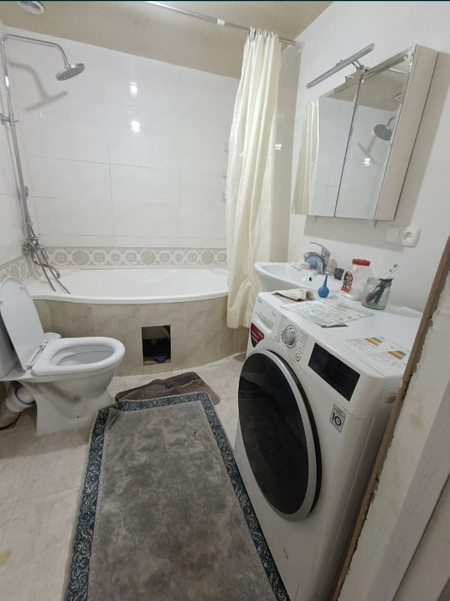 Chilonzor 23 kv 2 xonali xamma sharoitlari bor 500$ oila qizlar