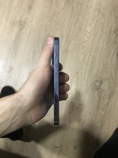 Iphone 13 pro ideal sostayaniyada