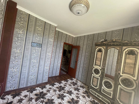 kvartira arendaga beriladi 1xonalik 2xona qilingan