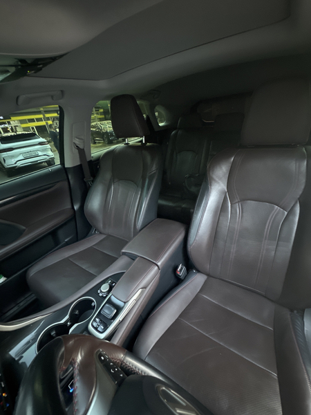 LEXUS RX 350 srochna sotiladi minishka olingan moshina