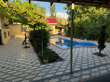 Yakkatut DACHA basseyn tapchan
