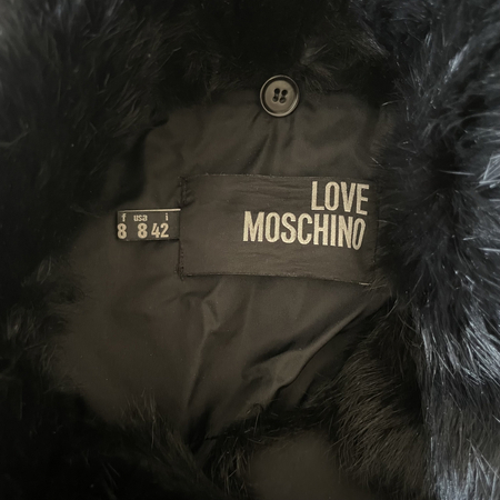 Б/у куртка Moschino на девочку подростка