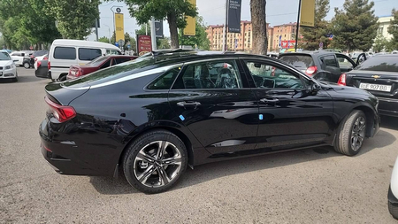 Продаю срочно Kia K5 очень хорошем состоянии
