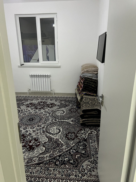 Ijaraga uy beriladi Mirabod Farģona yòli Uzbum Navastiroyka 2xona