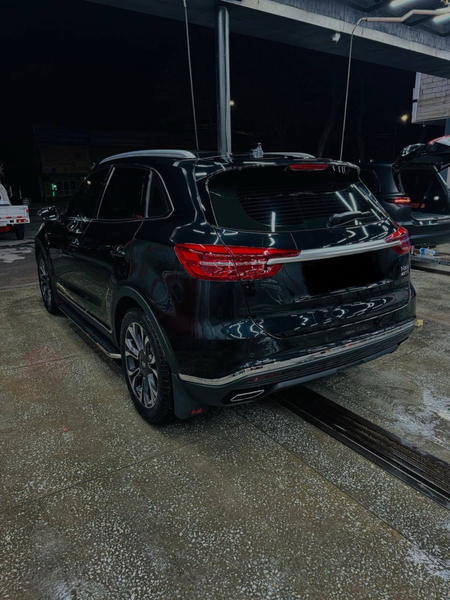 HONGQI HS 5 realnil qsin