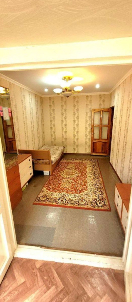 Продается 1/2/4 Буюк Ипак Йули, ул. Лафарга, Максим Горький