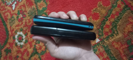 Qnopchni telefon