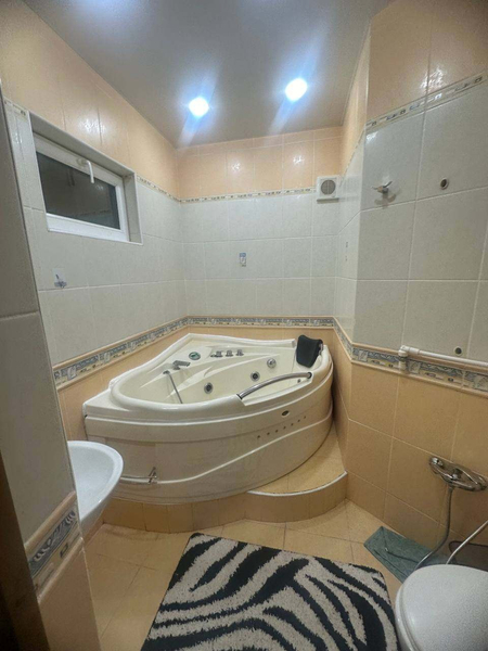 Arenda Yakkasaroy Bobur 3 xona