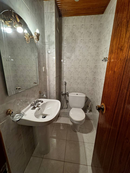 4/5/6 Дархан Кара Ниязова Спецплан. 120кв. 2 сан узла. Своя