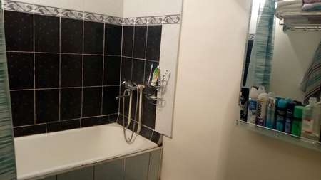 Kvartira Qo'yliq massiv 4 da  2 xonali 68 kvadrat