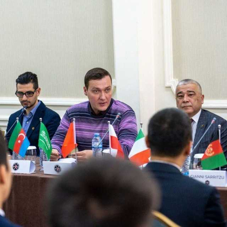 Устный переводчик итальянского языка
