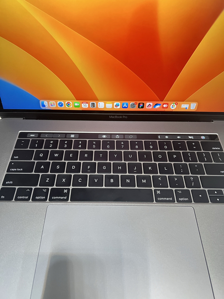 MacBook Pro 15, 2017, 16GB/ 1 TB