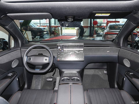 Changan Qiyuan E07  в наличии и на заказ