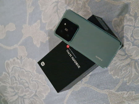 Xiaomi 14 pro 12/256 Idial