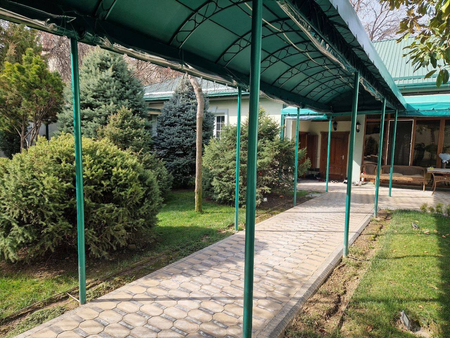 Срочно Продается Евро-дом садаф Махалла 13-соток широкий Фасад 33метр