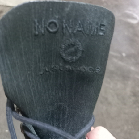 Продаются сапожки