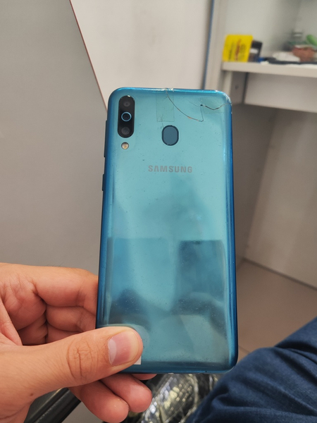 Samsung A40S    6/64gb