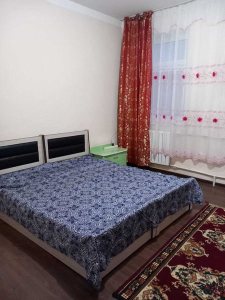 Аренда коттеджа (4 комн) в Ахангаране на долгий срок