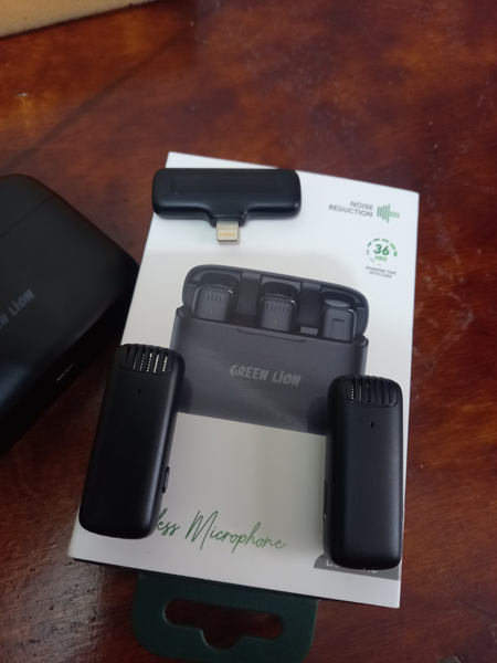 Simsiz mikrafon apple uchun.  Питлечьный микрафон.