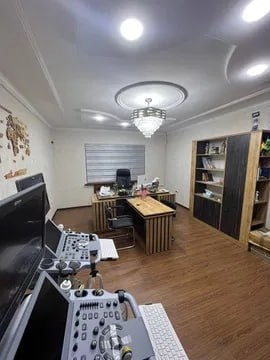 Метро Беруни 11 комнат 315м² вдоль дороги под офис или магазин