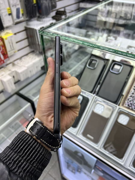 Redmi note 13 pro+    256/8