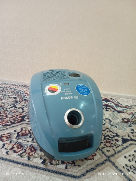 Продаётся BOSCH  пылесос