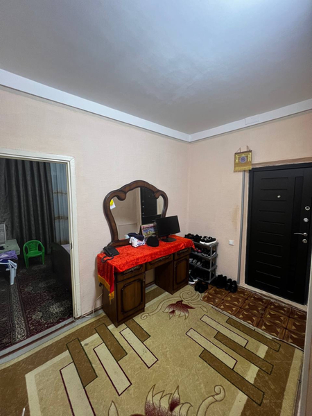 Продаётся Сергели 7   2 комн  65кв