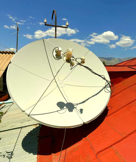 2 ta Barabalka antena sputnik Tyuneri bilan ideal holatda