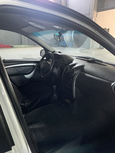 Lada Largus Cross