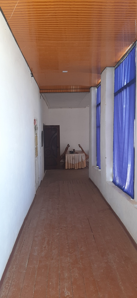 Dala shiypon sotiladi. Mehmonxona choyxona uchun tayyor holda