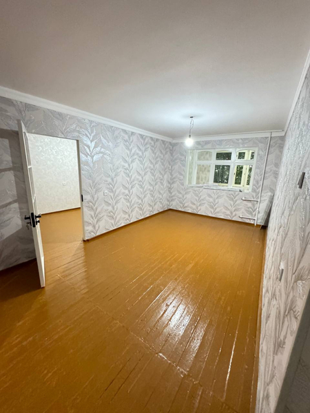 Продается квартира 2/1/4 микрорайон 8