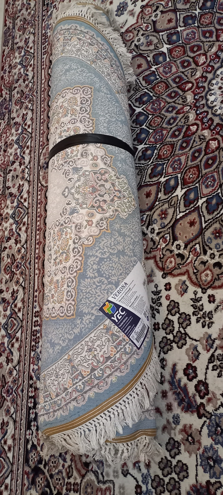 Gilam Sotiladi 150×300 va 100× 150