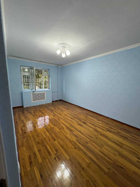 Банковский, Алмазар  Мукбир  3/1/4, общая площадь 113 м2, кирпичный.