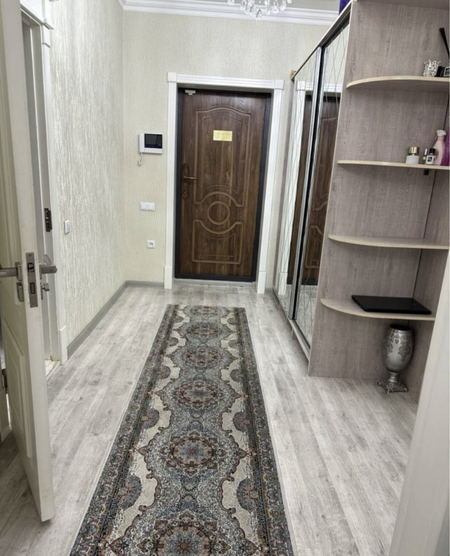 Qorasaroy Jk Baurum 2 xonali kvartira oilaga beriladi