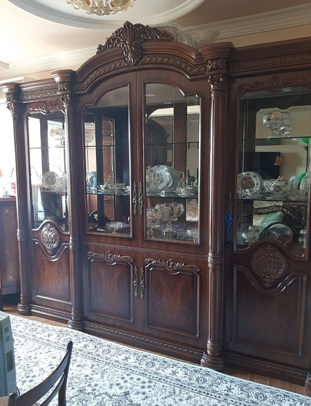 B/u mebel kamplekt sotiladi