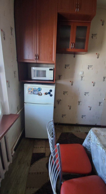 Продается Своя 1*2/5/5 в доль дороги, 8 квартал.