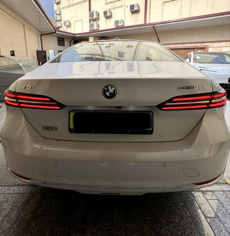 BMW i5 electro 2024 batumotors
