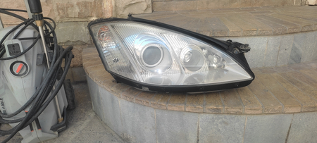 Mersedes benz 221 Oldi orqa farala