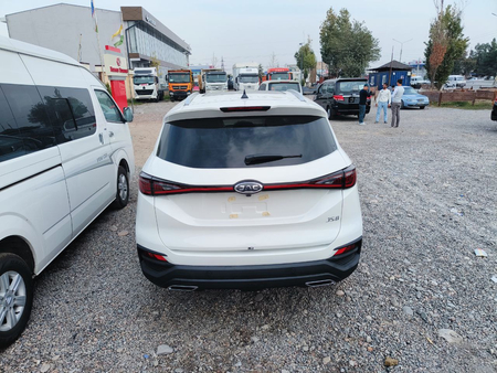 JAC JS 8 garantiyasi bor