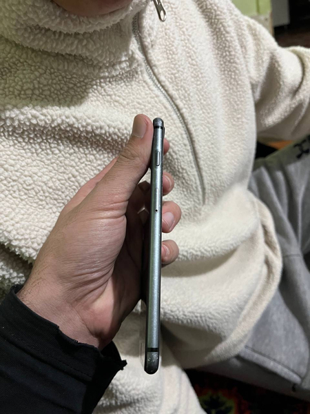 Iphone 8 pilus ideal umuman qirilgan joyi yoq!!!