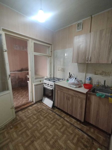 ПРОДАМ Своя 2/1/5 квартира (57-Квадратов) Феруза (ЭКО базар / Атлас)