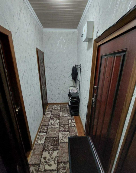 Продаётся квартира срочно Чиланзар 1х2/1/4