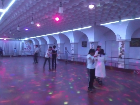 Roller club sotiladi