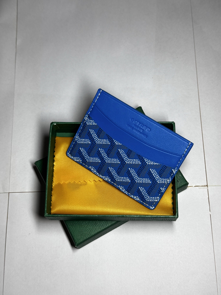 Продаются картхолдеры GOYARD