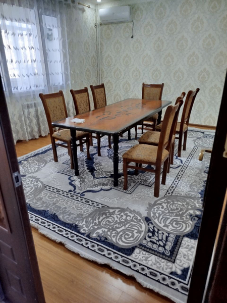 Срочно аренда квартиру Юнусабад 6- квартал  4/3/4 балкон 1/7